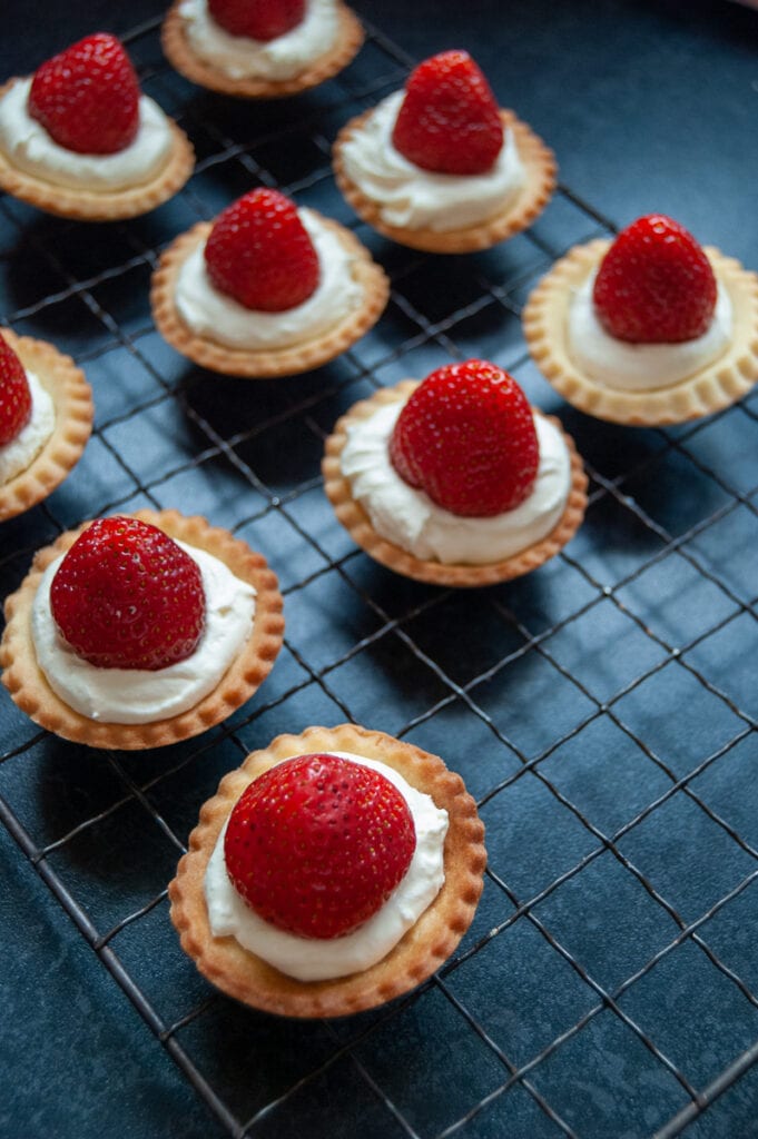 Easy Strawberry Tarts - Something Sweet Something Savoury