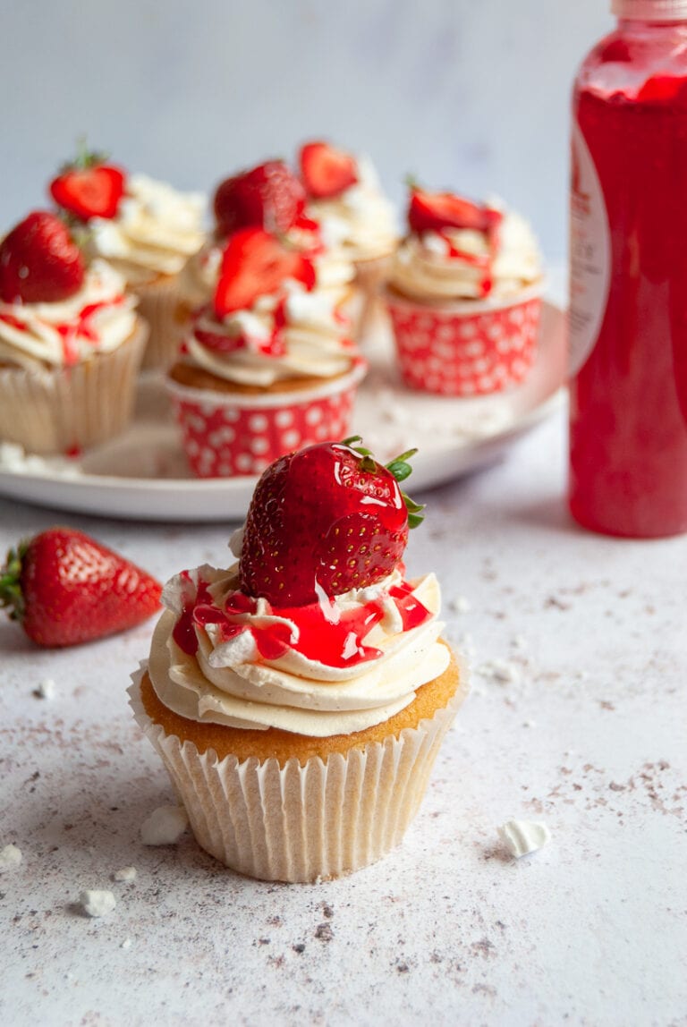 Eton Mess Cupcakes - Something Sweet Something Savoury