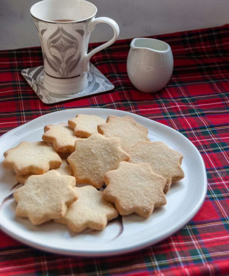 Easy Shortbread Recipe - Something Sweet Something Savoury