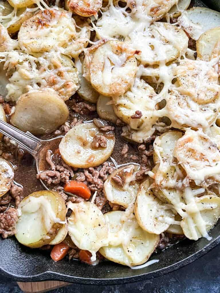 quick and easy minced beef hotpot - Something Sweet Something Savoury