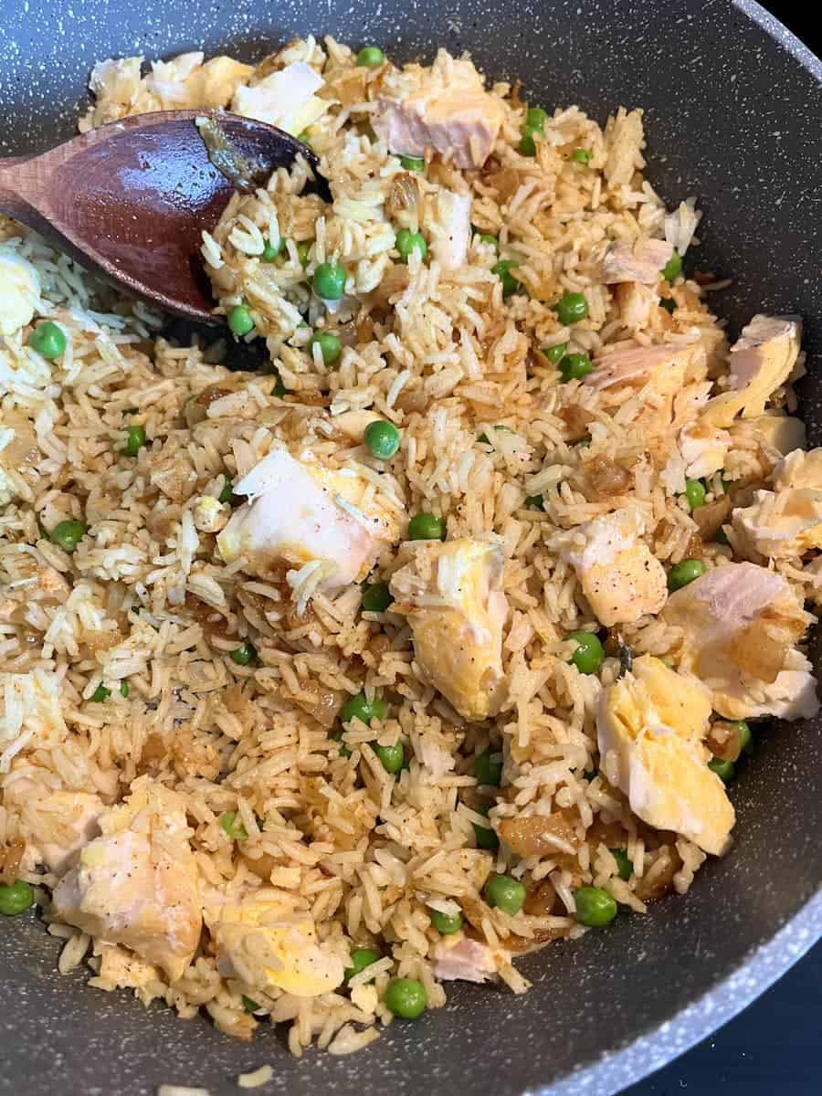 Easy Kedgeree Recipe - Something Sweet Something Savoury