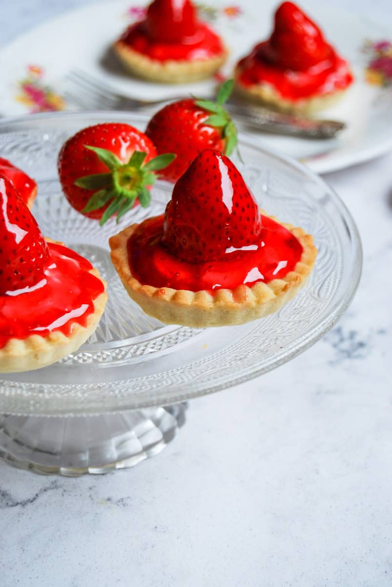 Easy Strawberry Tarts - Something Sweet Something Savoury