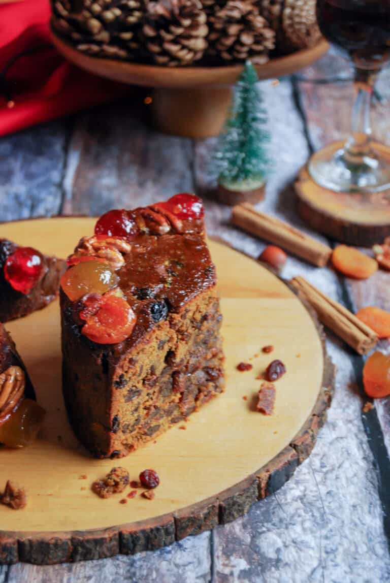 Small Christmas Cake Recipe - Something Sweet Something Savoury